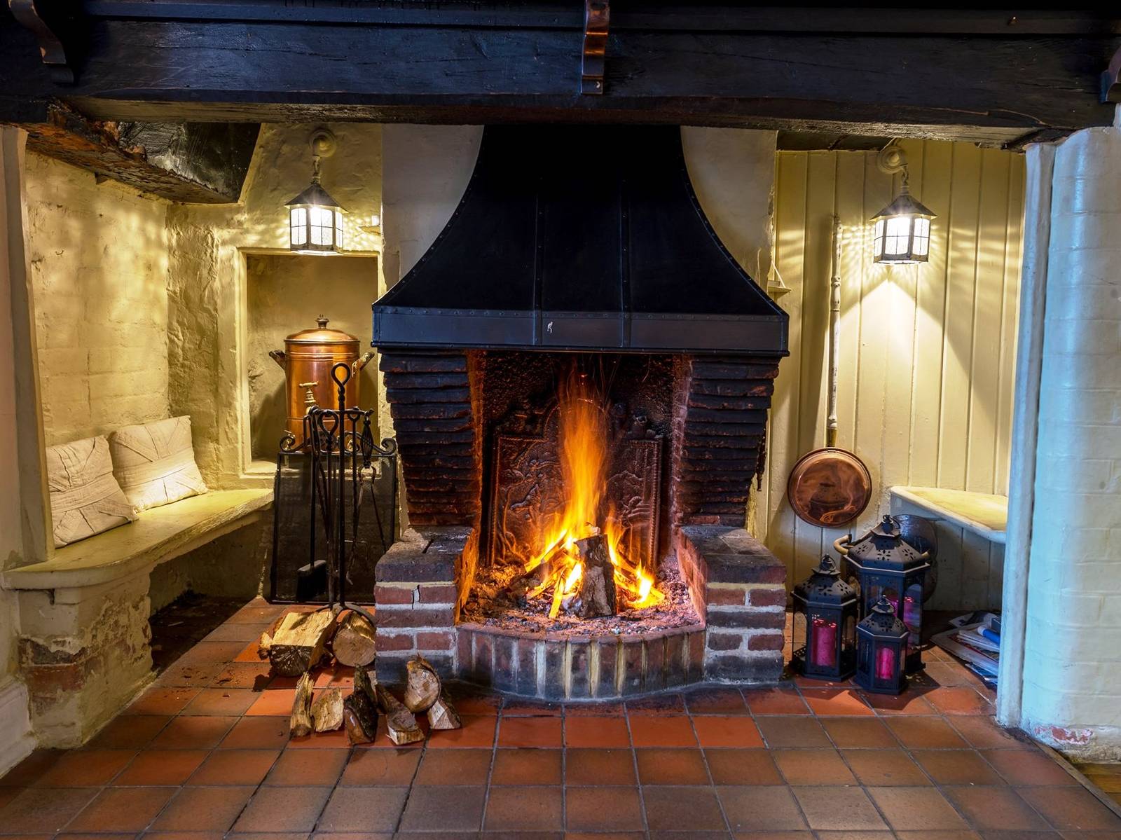 Three Compasses Alfold, - Stonegate Pub Partners - Find a Pub